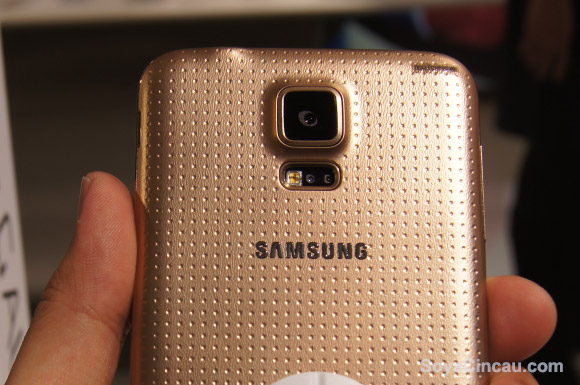 Compared: Samsung Galaxy S5 vs Galaxy S4 vs Galaxy Note 3 dimensions ...
