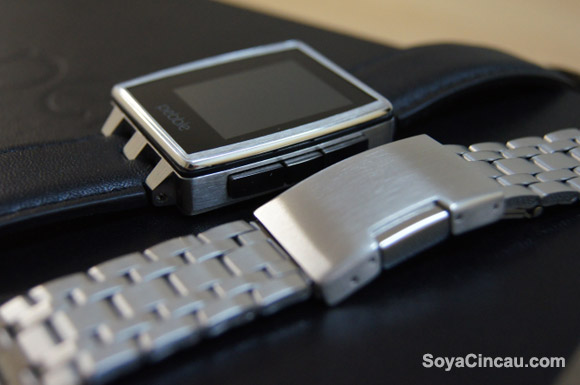 Unboxed: Pebble Steel Smart Watch - SoyaCincau