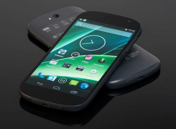 Hands-on: YotaPhone 2 with Dual Displays - SoyaCincau