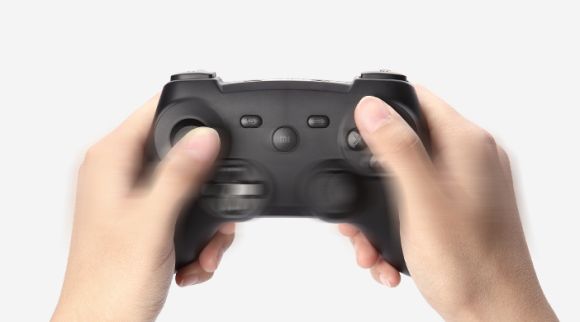 Xiaomi steps up the game with their own game controller - SoyaCincau