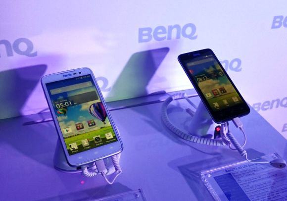 BenQ 4G LTE smart phones now offered from as low as RM499 - SoyaCincau