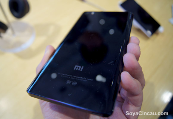 Hands-on: Xiaomi Mi Note - SoyaCincau