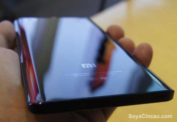Hands-on: Xiaomi Mi Note - SoyaCincau