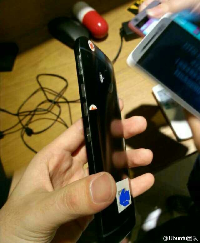 A larger HTC One M9 appears. Could this be the One M9 Plus? - SoyaCincau