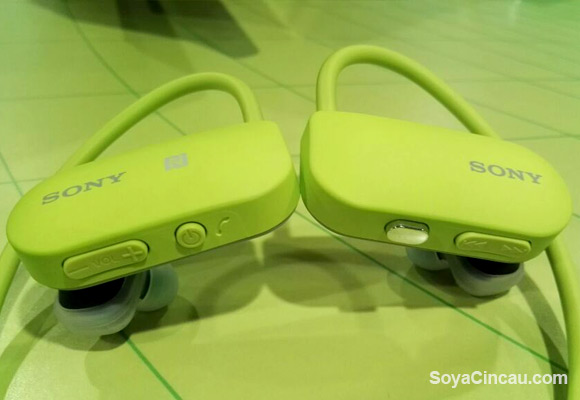 Sony launches Waterproof Smart B-Trainer headset in Malaysia - SoyaCincau