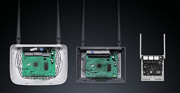 Meet Xiaomi's little router that fits in the palm of your hand - SoyaCincau