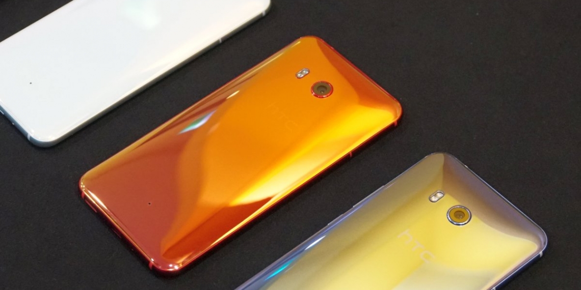 HTC U11 in Solar Red is now on sale in Malaysia - SoyaCincau