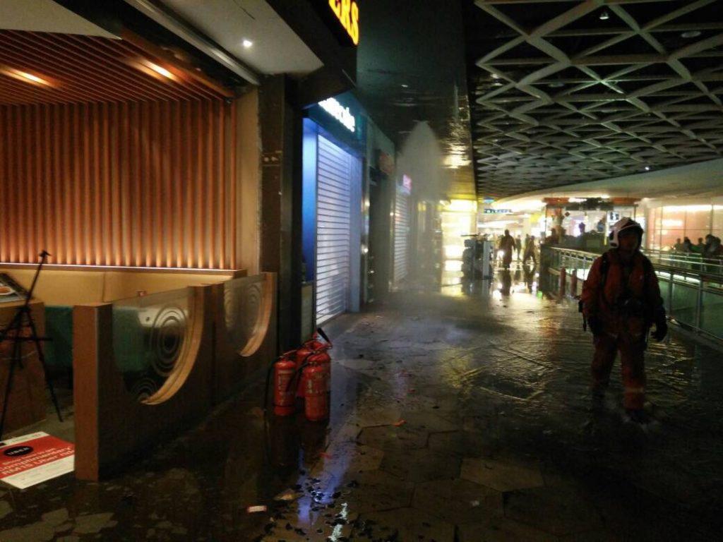 Fire breaks out at Mid Valley Megamall - SoyaCincau