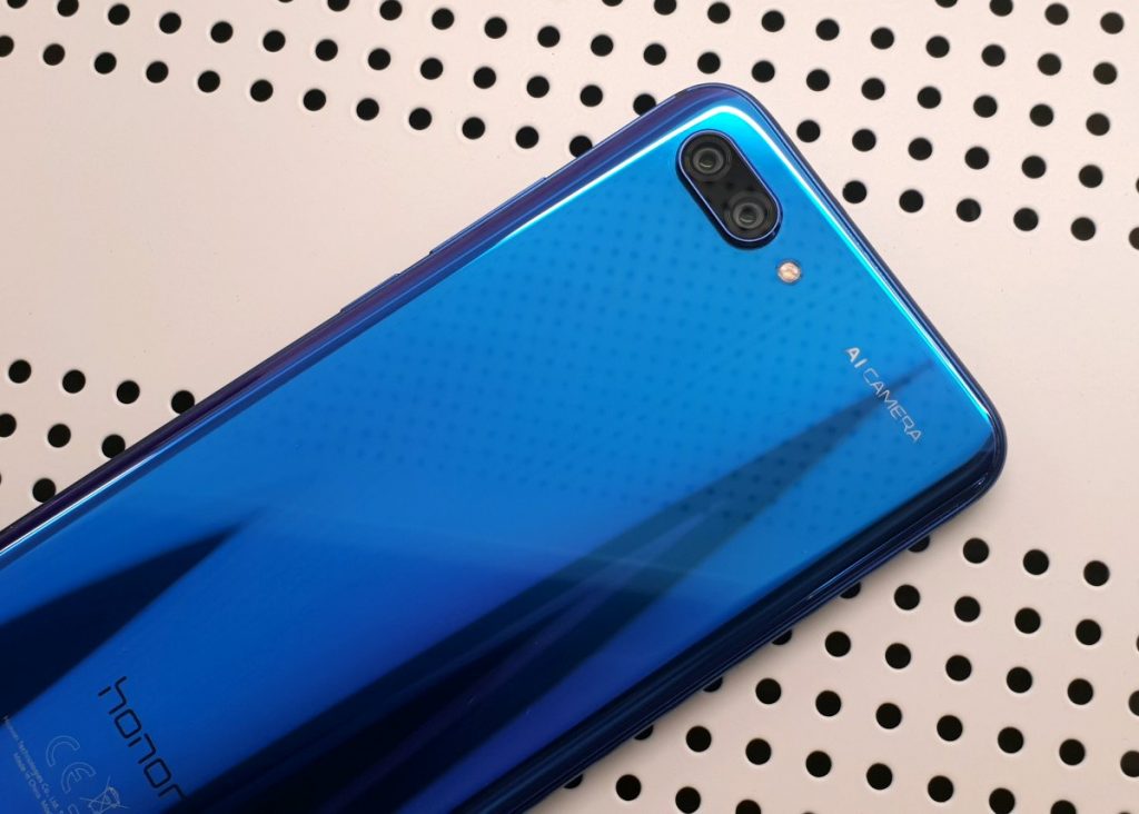 honor 10 malaysia - SoyaCincau