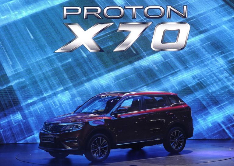 Proton sets new record delivering 1,000 Proton X70 SUVs in one day ...
