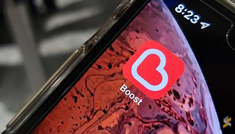 eWallet Comparison: Grab vs Touch 'n Go vs Boost - SoyaCincau