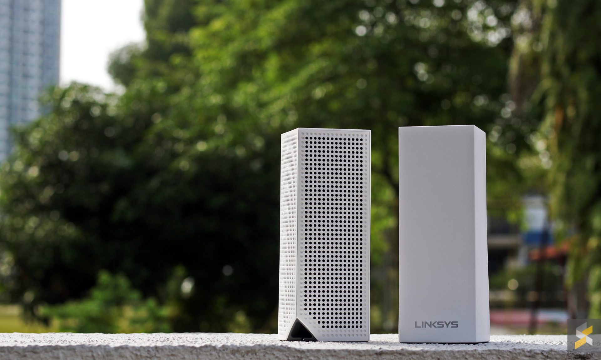 Linksys Velop Whole Home Mesh Wi-Fi review: Interesting, pricey, and ...