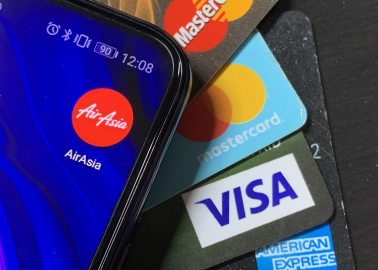 AirAsia is scrapping processing fee for card payments - SoyaCincau