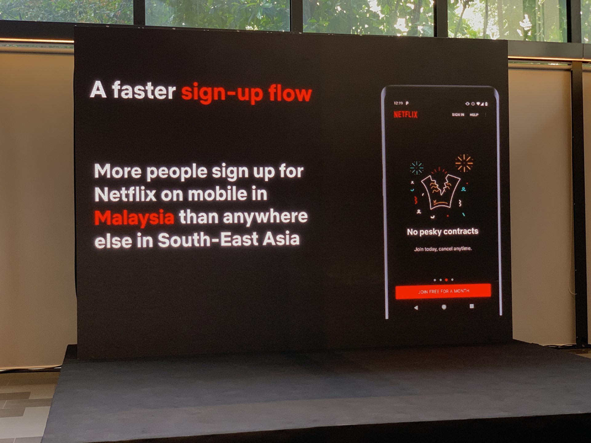 Malaysians can watch Netflix anywhere for RM17/month - SoyaCincau
