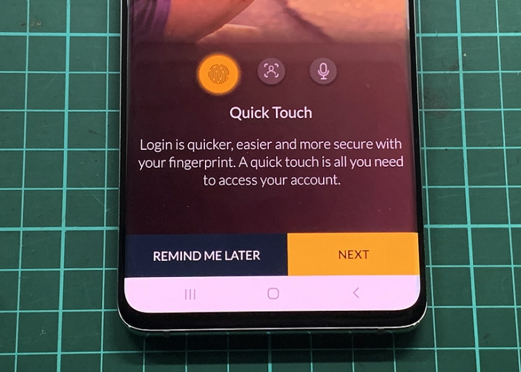 Maybank issues advisory on Galaxy S10 and Note 10 fingerprint sensor ...