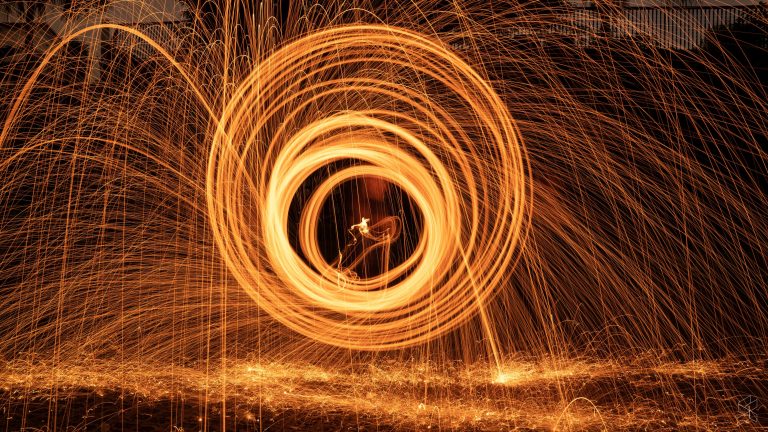 How to create awesome light paintings with a smartphone - SoyaCincau