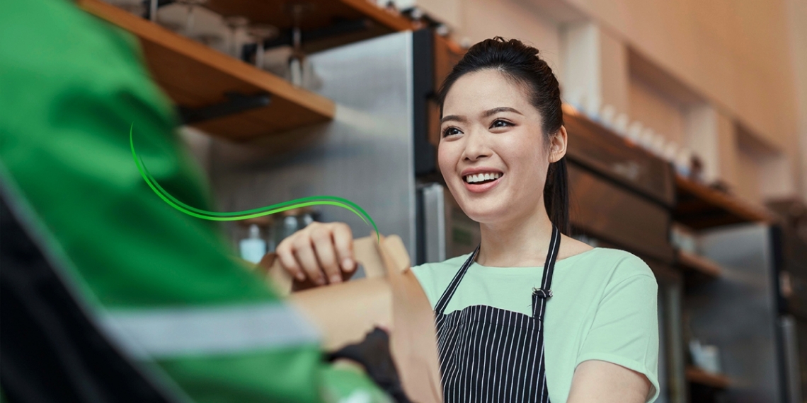 Grab merchants can accept payments via WhatsApp with 0% commission ...