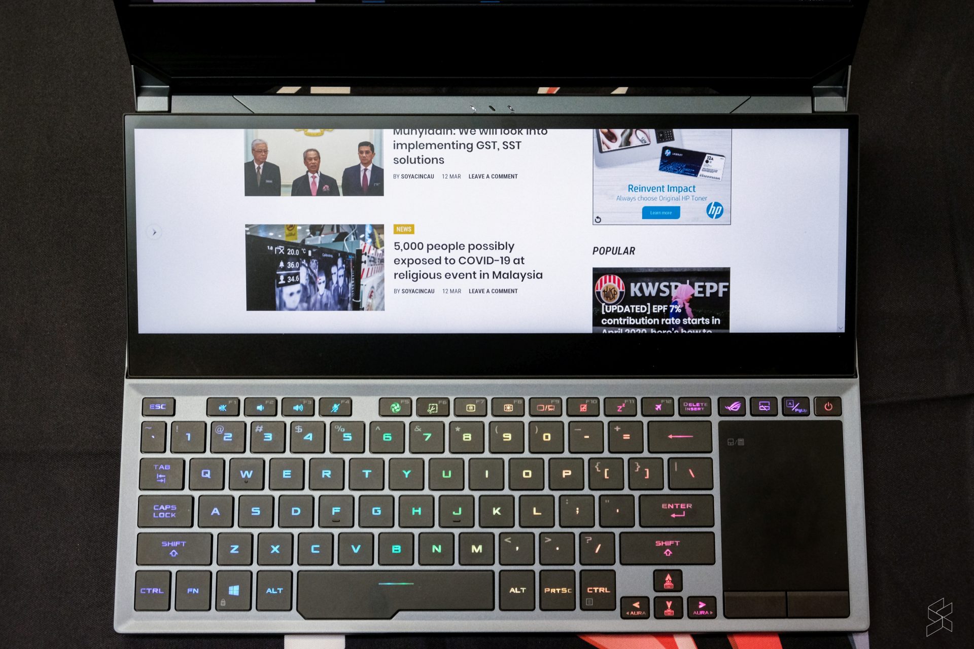 ROG Zephyrus Duo 15 first impressions: Asus is killing it with the dual ...