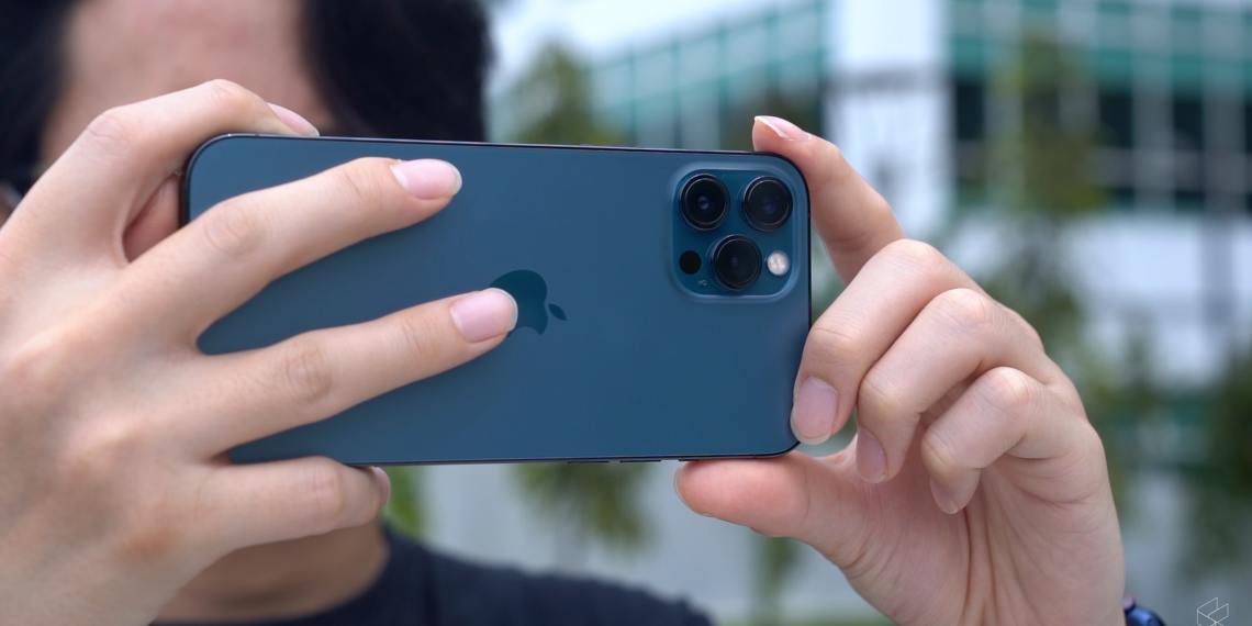 iPhone 12: What sensor-shift, ProRAW, and LiDAR actually mean - SoyaCincau