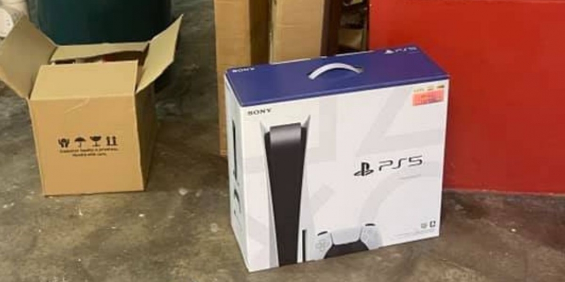 Singaporean finds empty PS5 box in trash, sells it for almost RM100 on ...
