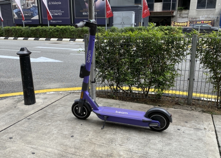 KLCC fire involving 17 vehicles was not caused by Beam electric ...