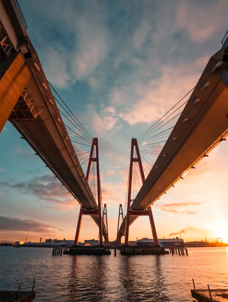 The iPhone 12 series was used to take these impressive cityscape photos ...