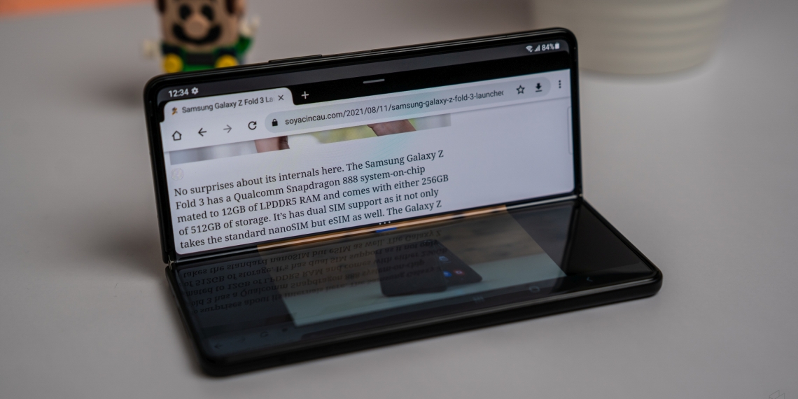 Samsung could be making a folding laptop. Here's what it could mean ...