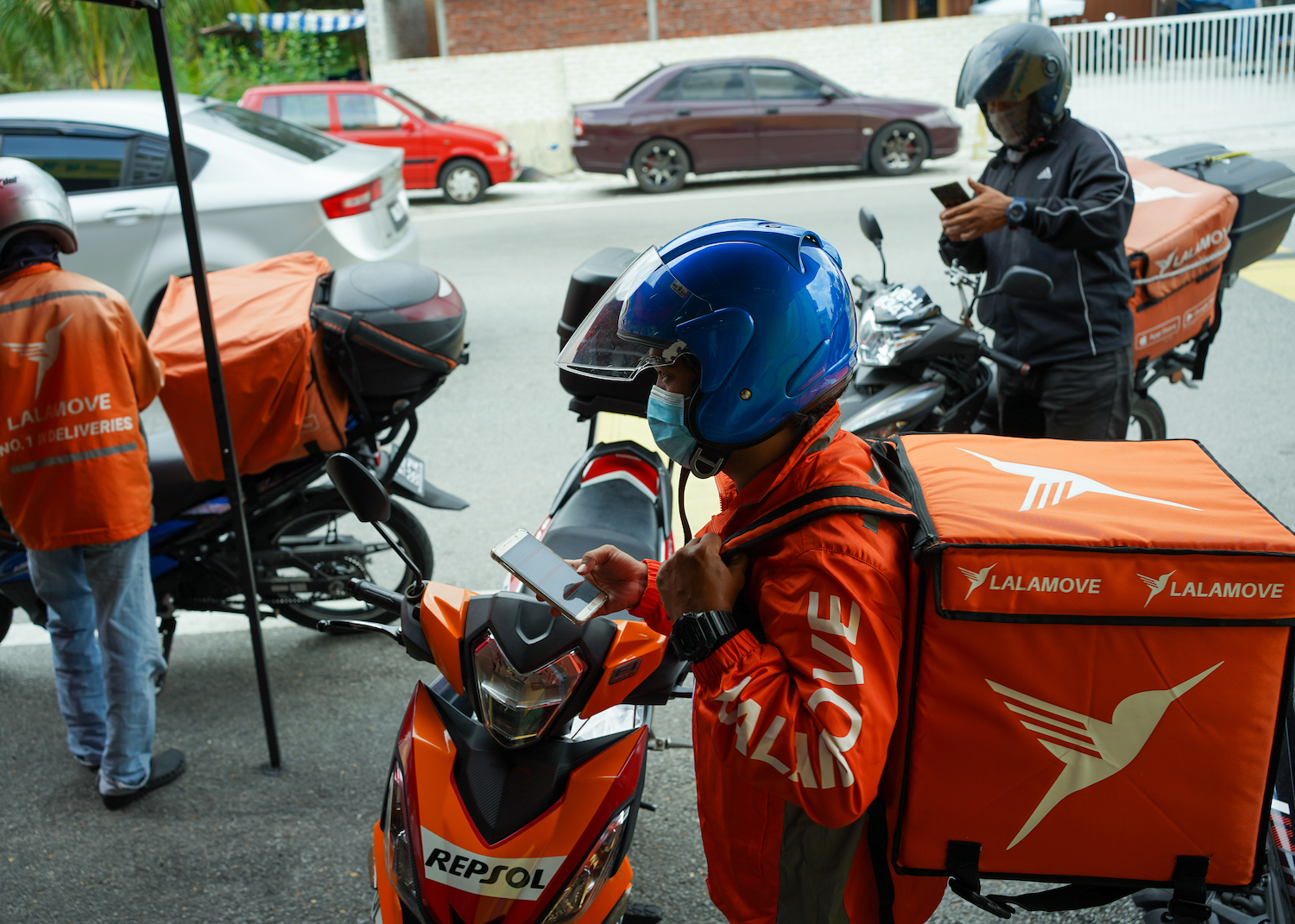 Register with Lalamove, make most out of delivery services demand