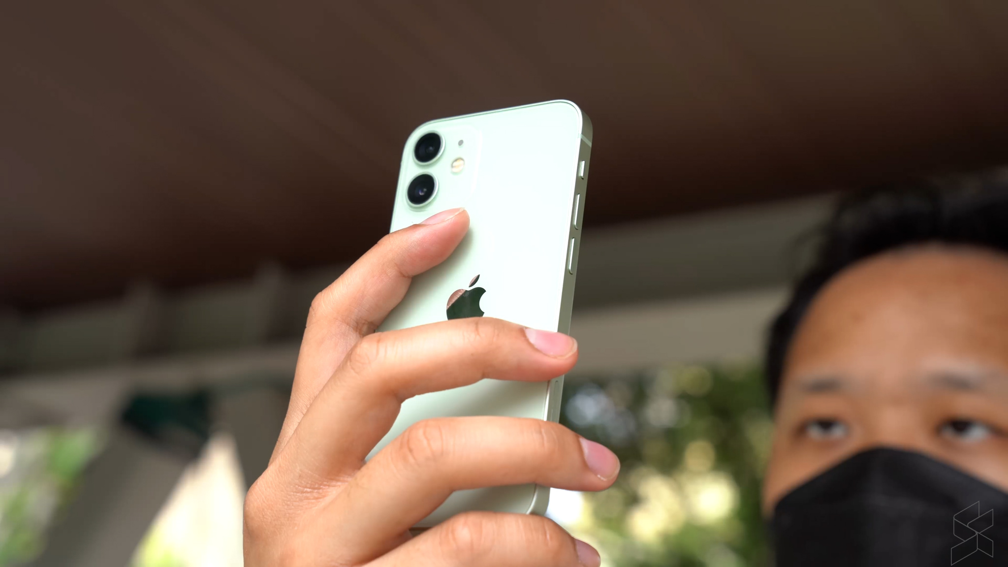 Should you get the Pro or the Mini? | iPhone 12 Mini & 12 Pro 12-month ...