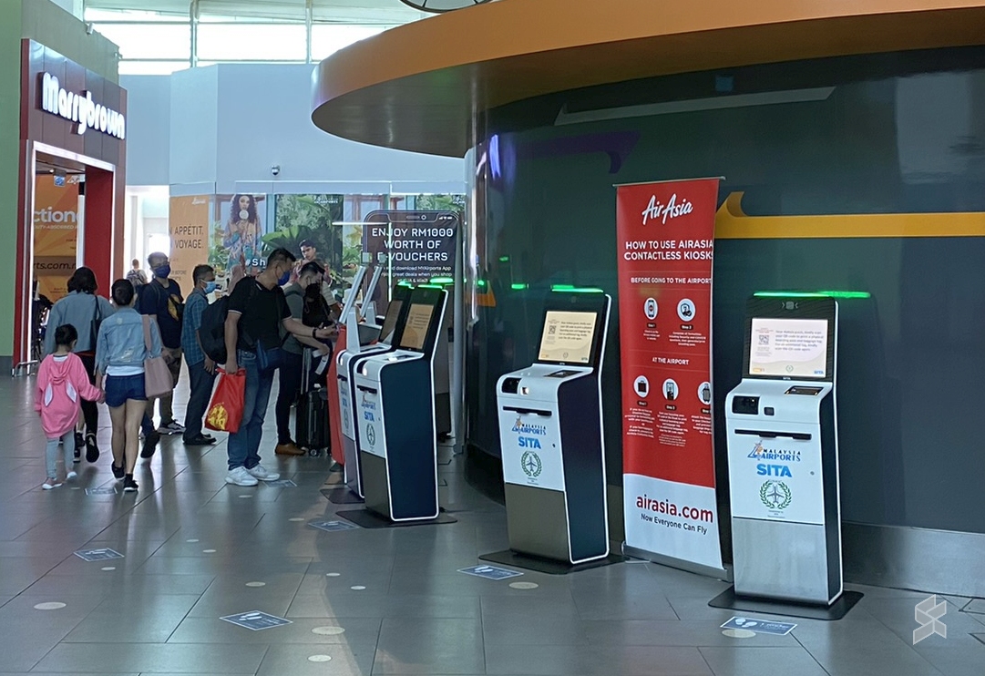 AirAsia to phase out check-ins counters for most passengers in Malaysia ...