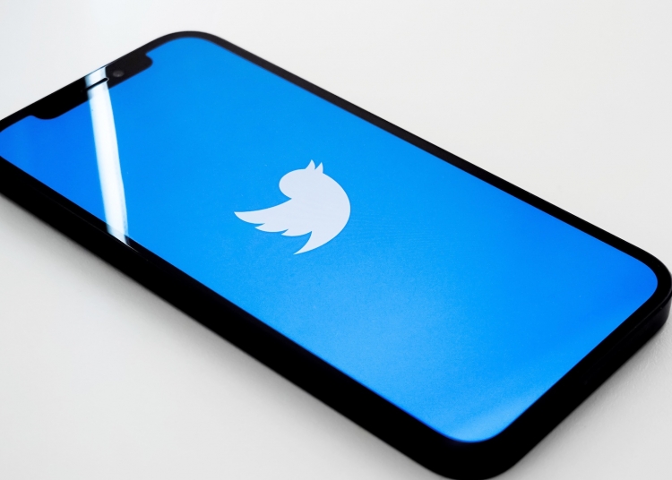 You can use Twitter to make your own GIFs. Here's how - SoyaCincau