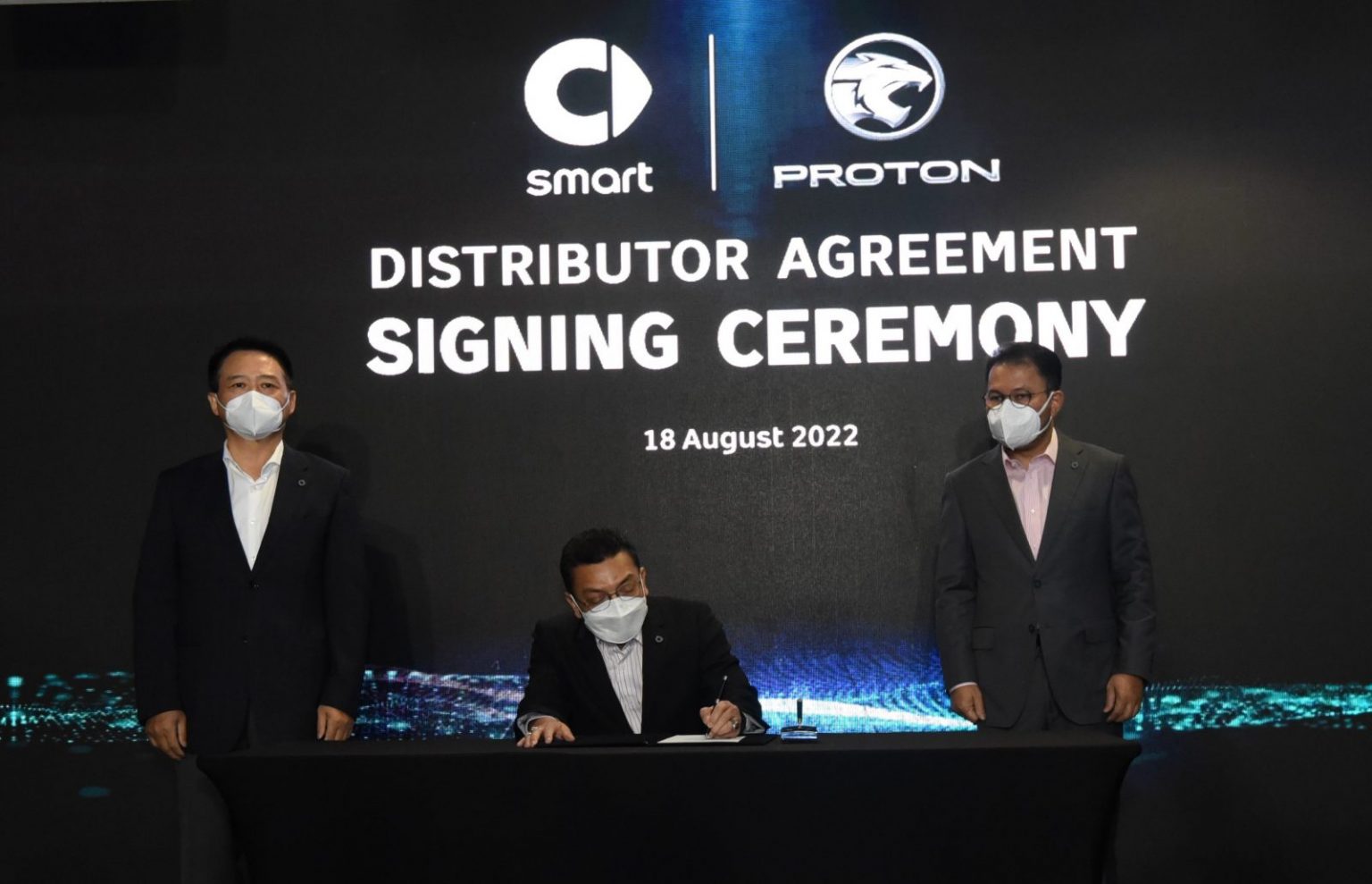 Smart #1 EV to be sold in Malaysia in Q4 2023 as Proton finally signs ...