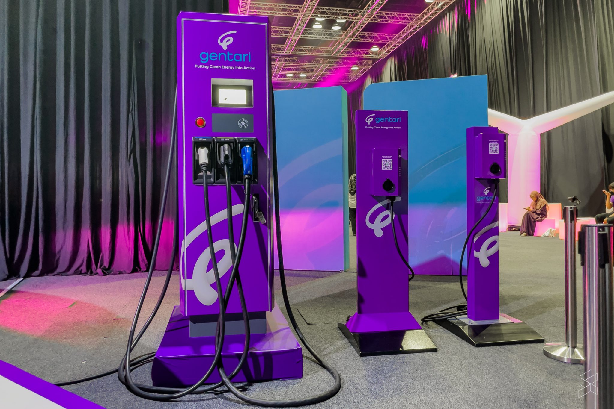Petronas launches Gentari green energy company, plans to install 25,000 EV chargers across Asia ...