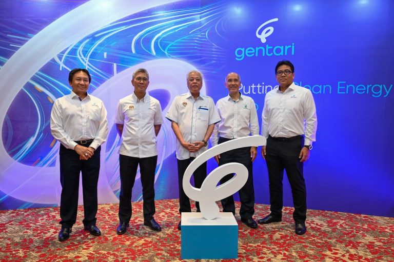 Petronas launches Gentari green energy company, plans to install 25,000 ...