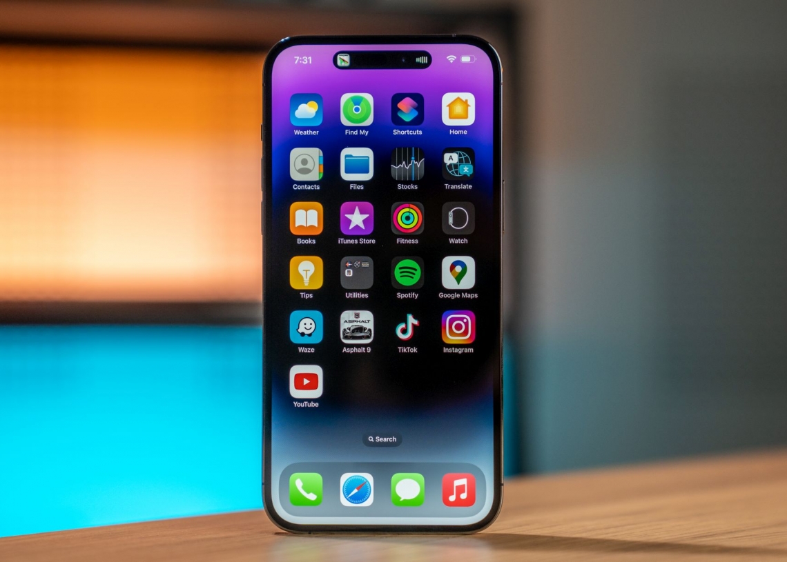 Apple might finally allow sideloading apps onto iPhones, thanks to the ...