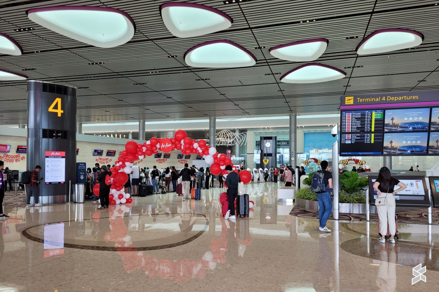Singapore's Changi T4: All airports should be designed like this ...