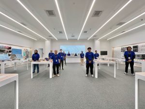 Malaysia is home to the first Apple Premium Partner Store in South East ...
