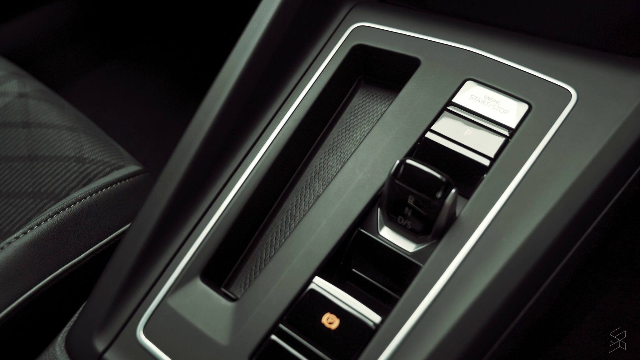 Volkswagen Golf R-Line review: What's it like to live with in Malaysia ...