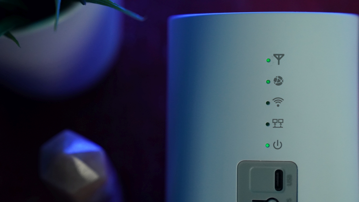 No fibre port in your area? Get online with wireless home broadband up ...