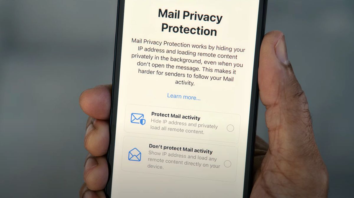 Here's how Apple protects your data throughout the day on your iPhone ...
