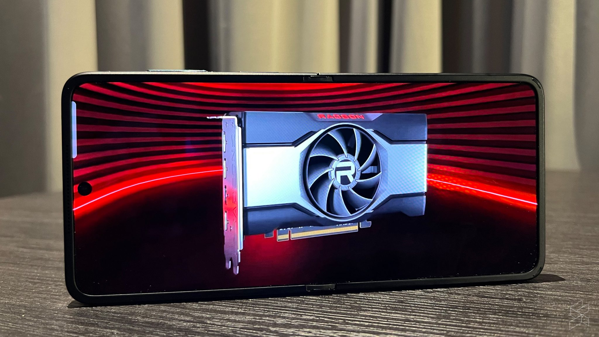 Oppo, Samsung, Vivo, Motorola: Who's got the best flip phone out there ...