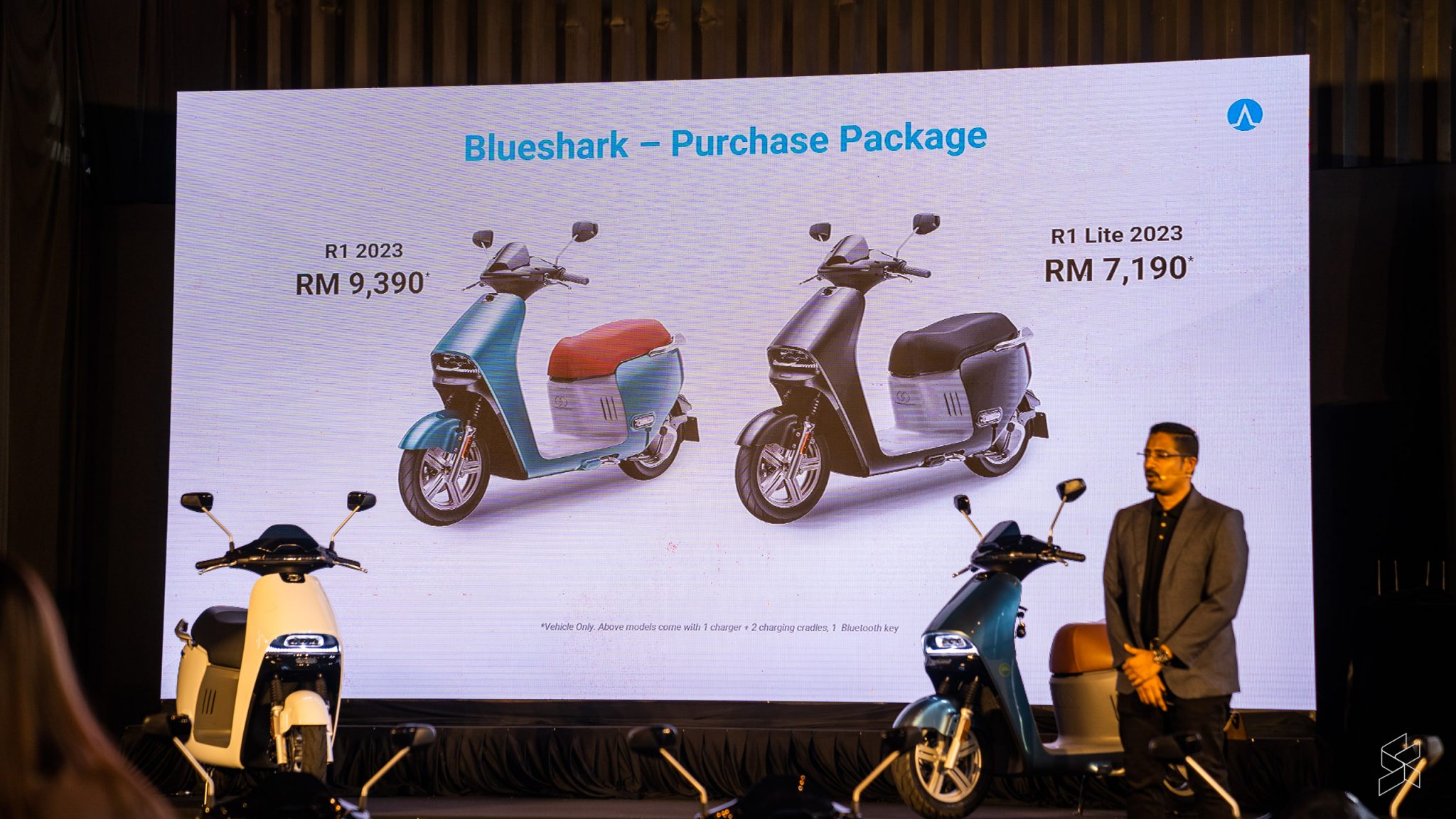 Blueshark R1 Malaysia: electric scooter with swappable batteries, 110km range, from RM7,190 ...