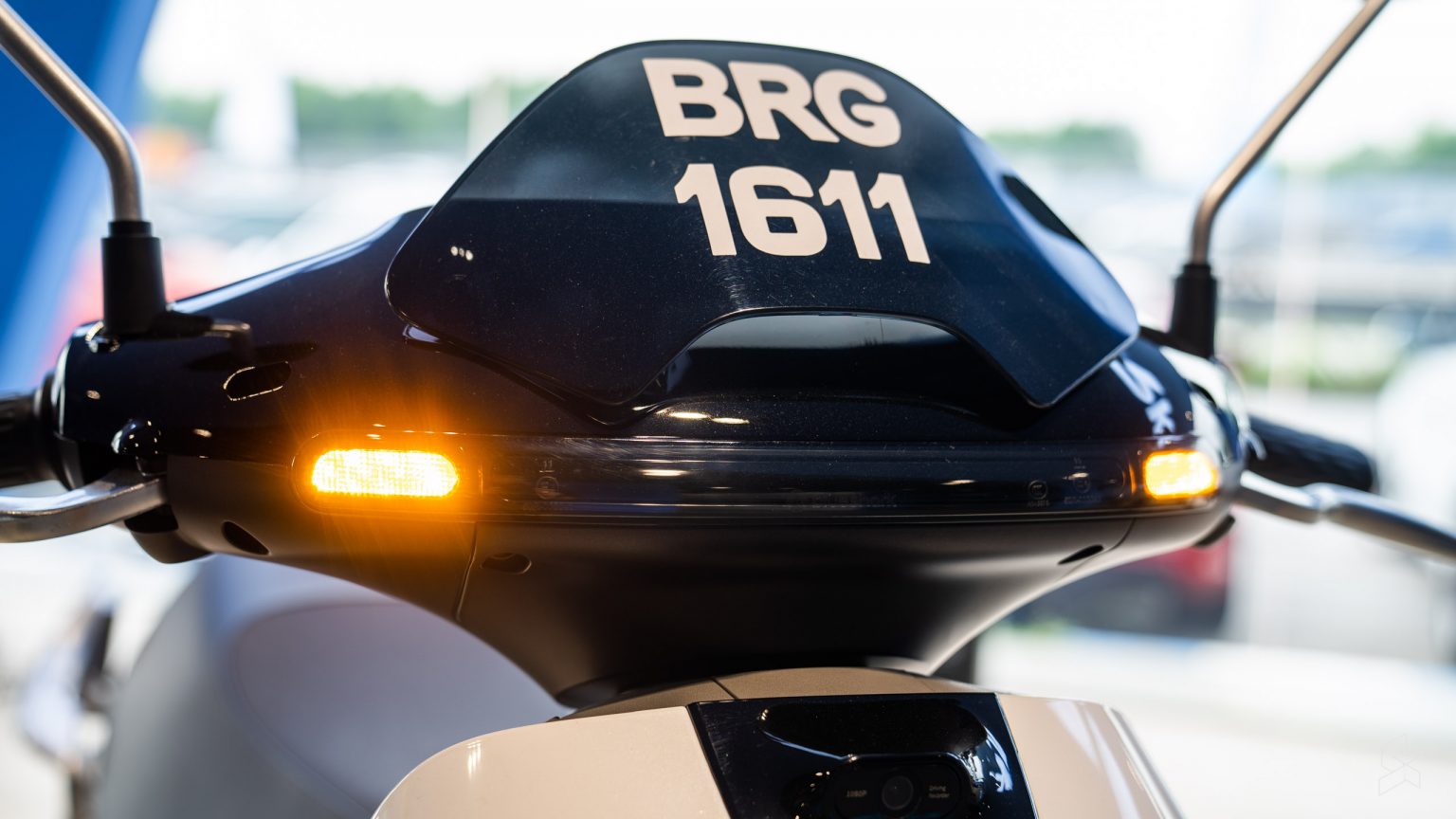 Blueshark R1 Malaysia: electric scooter with swappable batteries, 110km ...