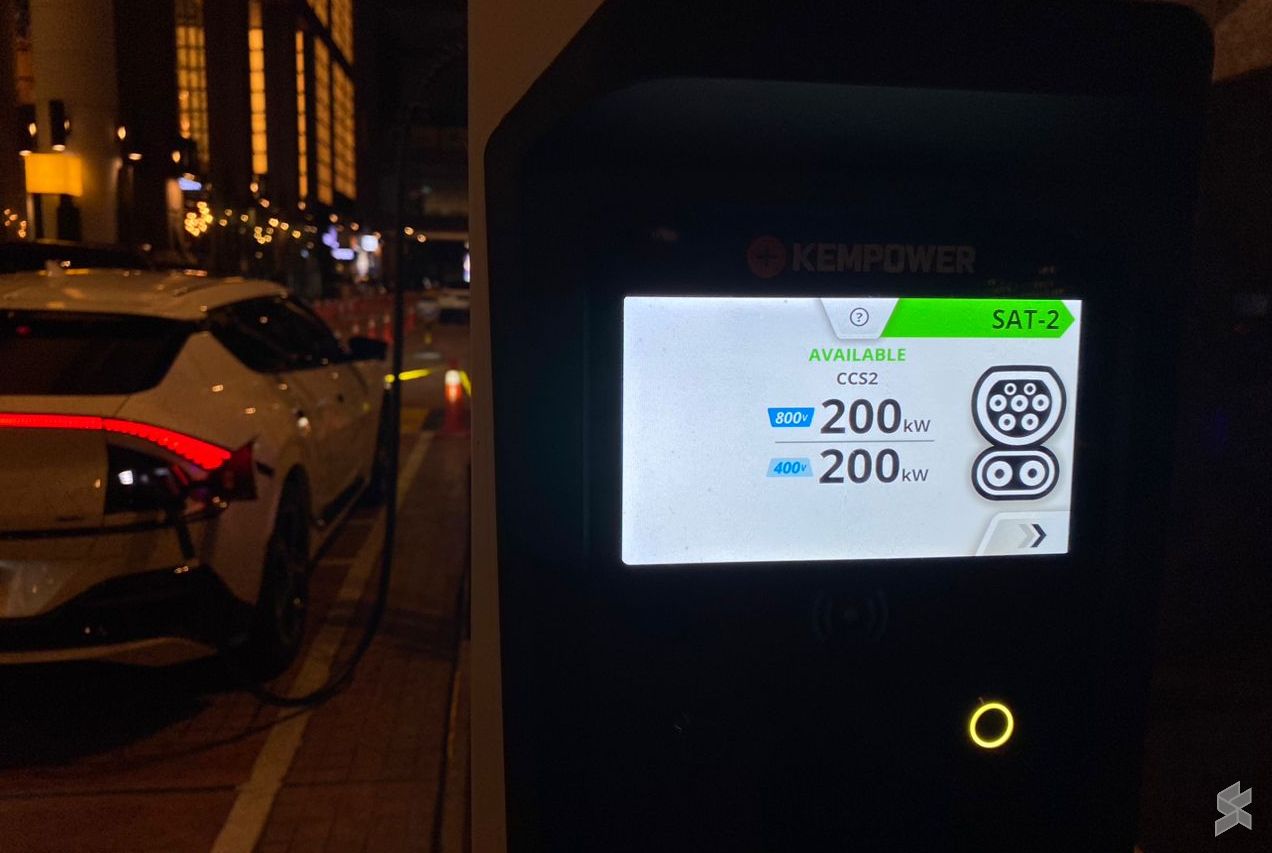 [ UPDATE ] We try ChargEV's blazing fast 320kW EV chargers at Berjaya ...