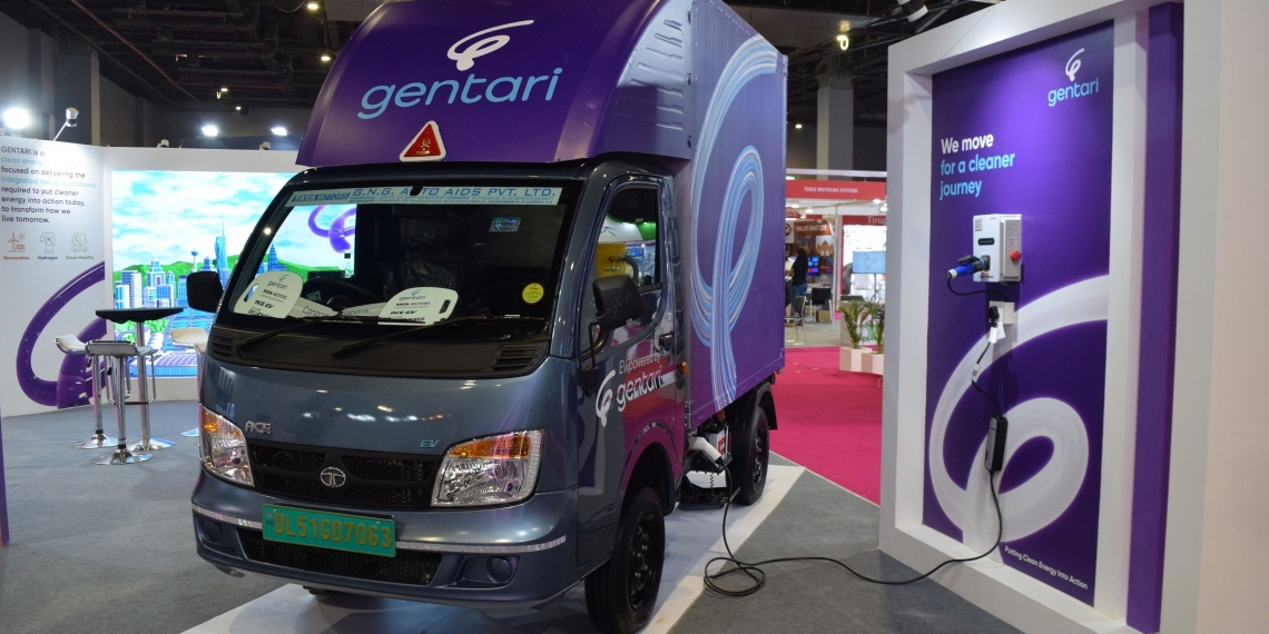 Gentari signs MoU with Tata Motors for 5,000 Tata Ace EV delivery ...