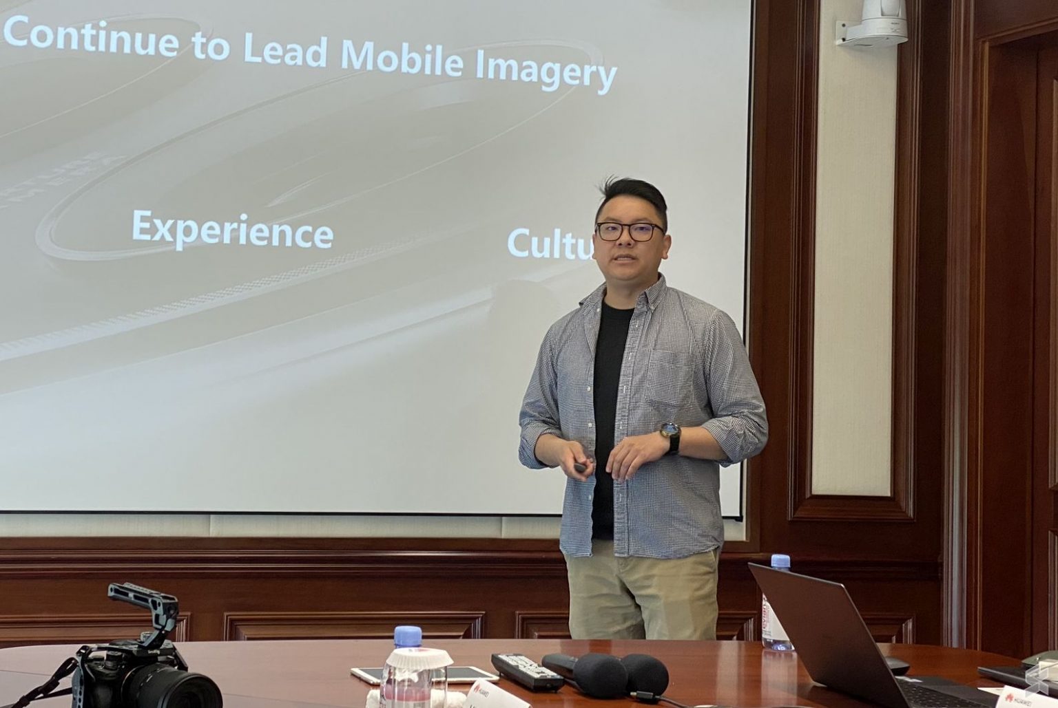 Huawei explains why it's in no hurry to use 1-inch sensors and 200MP ...