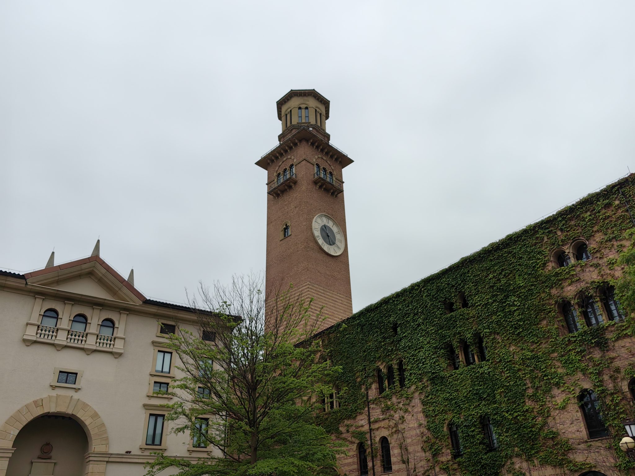 Huawei P60 Pro hands-on: Huawei's brightest flagship cameras on a ...