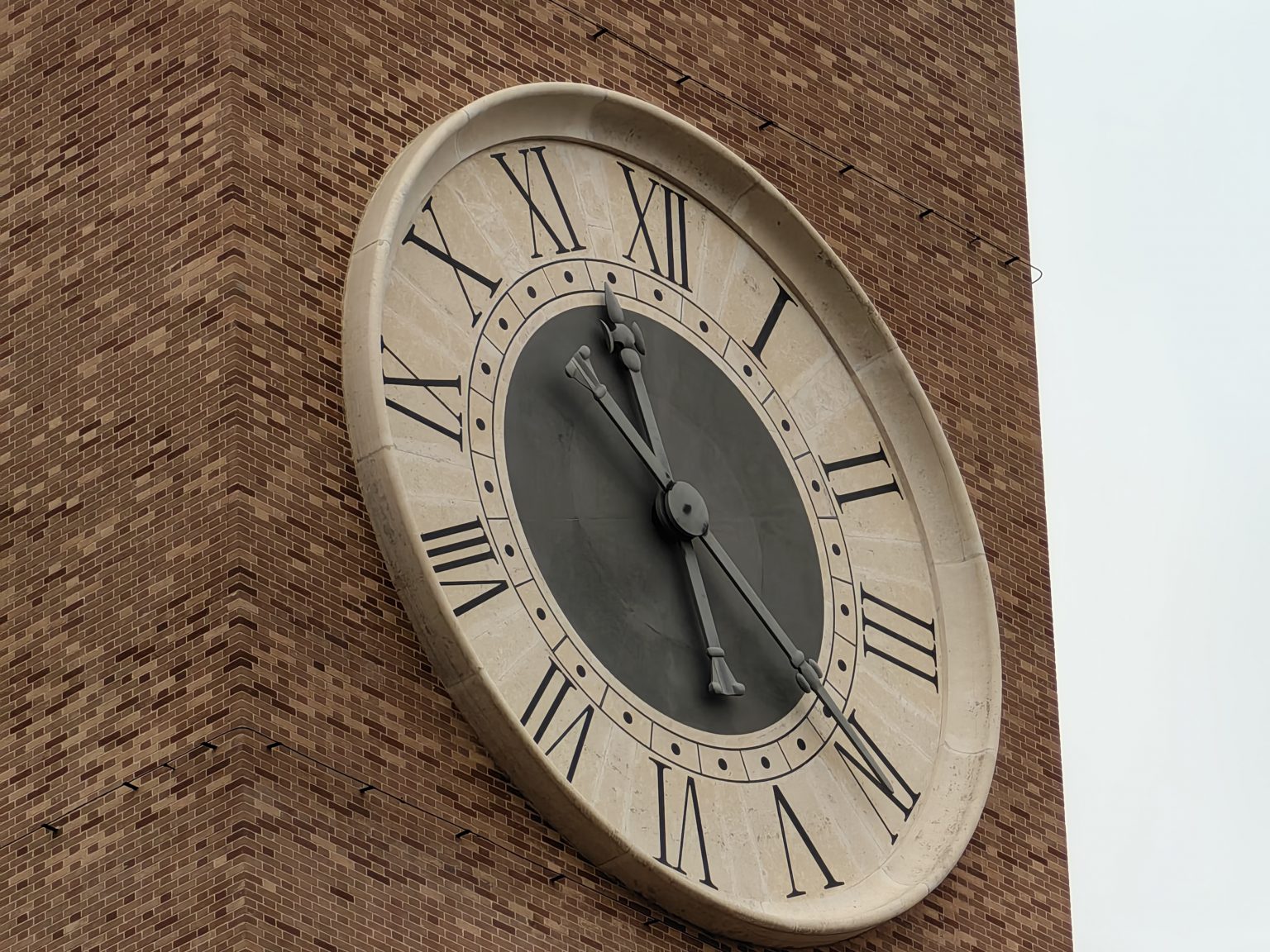 Huawei P60 Pro hands-on: Huawei's brightest flagship cameras on a ...