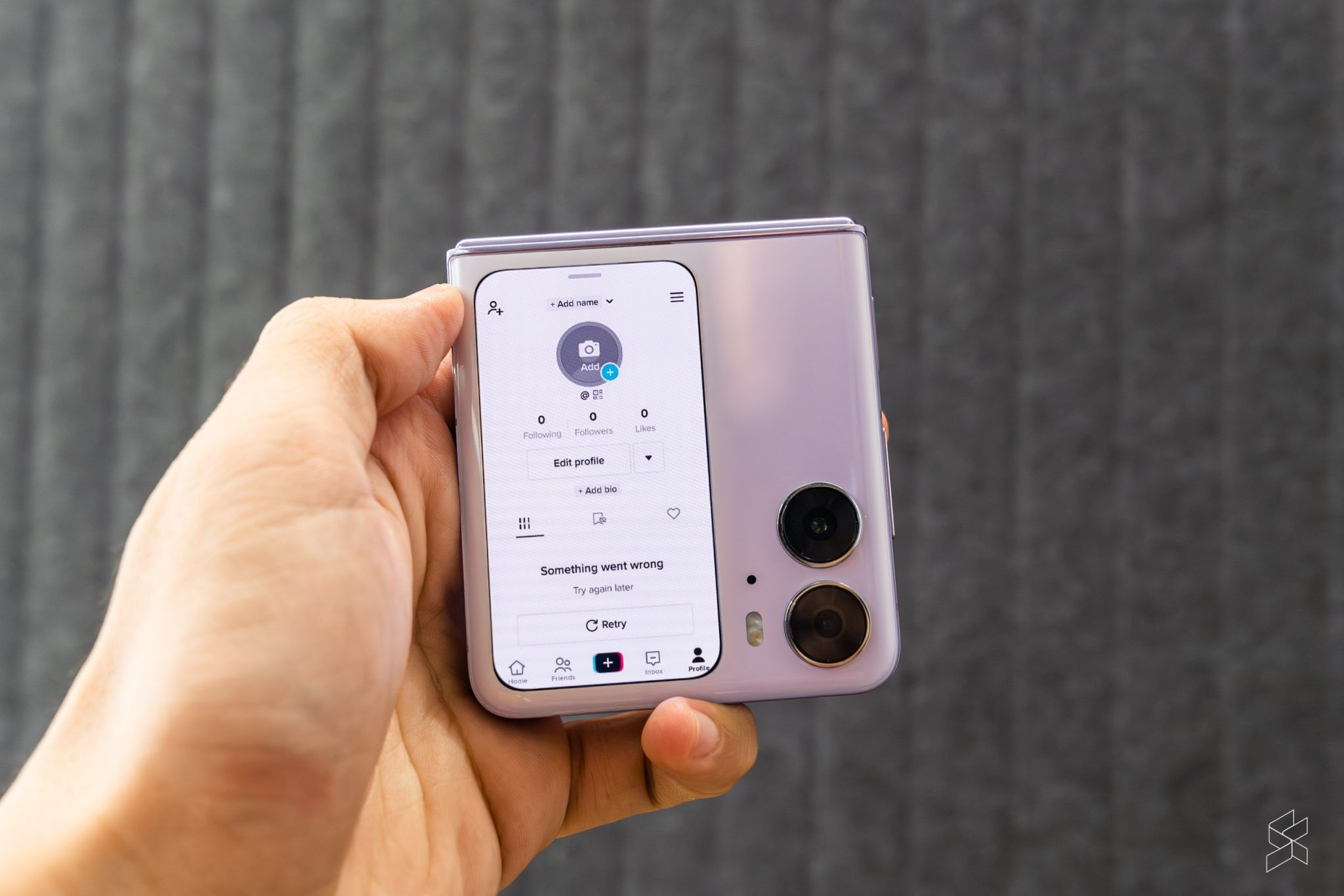 Oppo Find N2 Flip gets Spotify, WhatsApp cover screen widgets ...