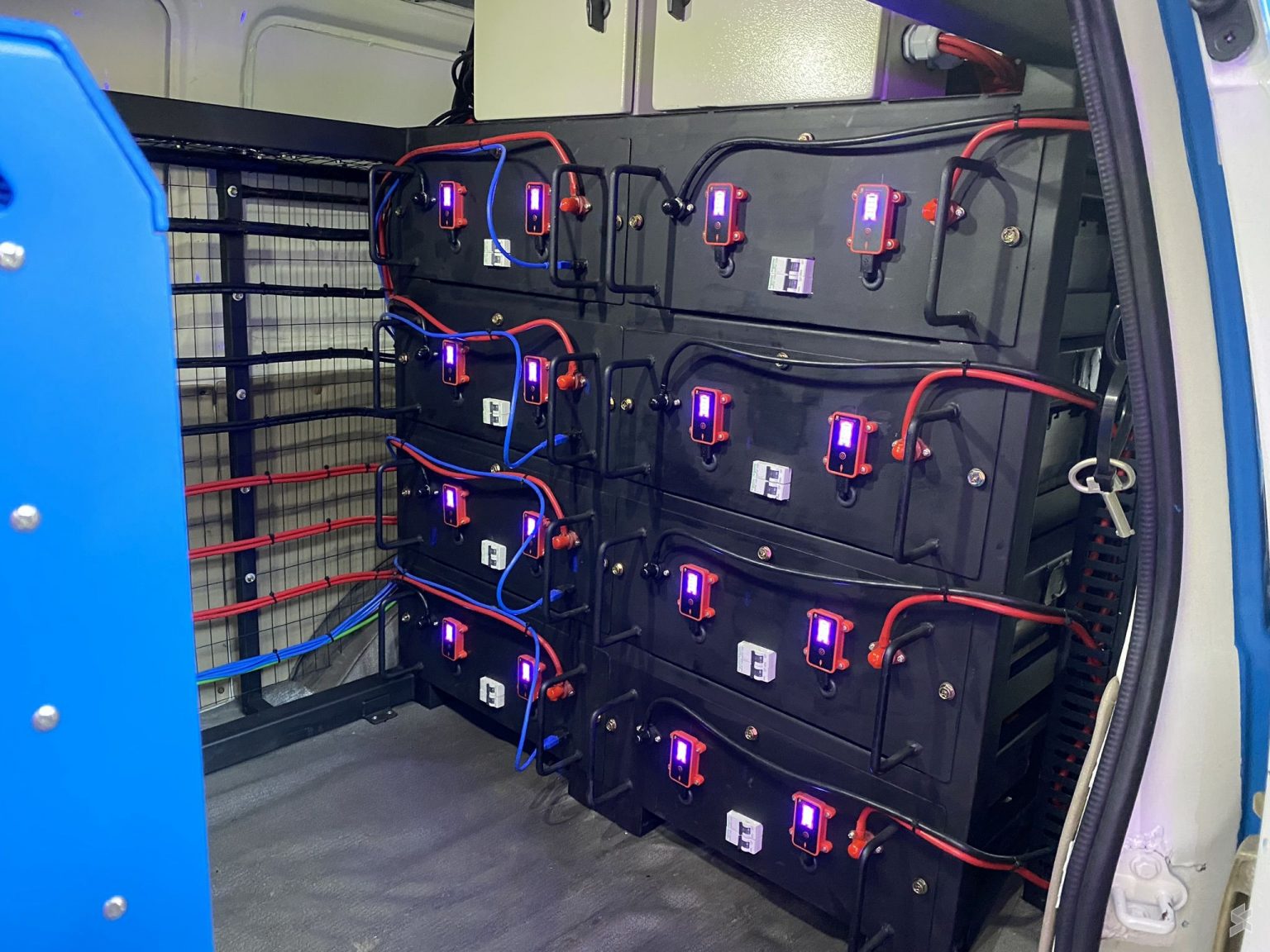 BMW and EVC introduce Malaysia's first EV "powerbank" made of ...